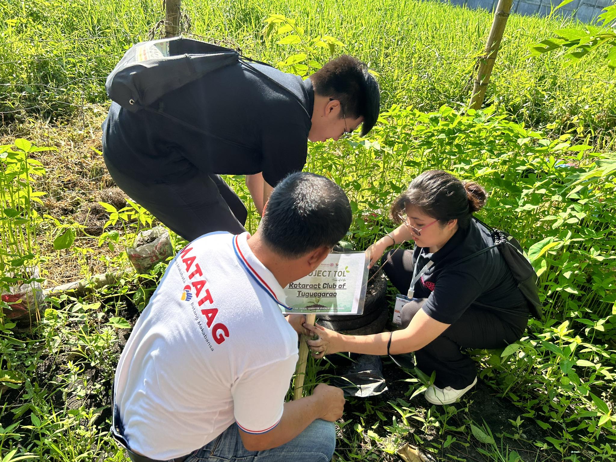 Planting Seeds of HOPE – Rotaract Philippines